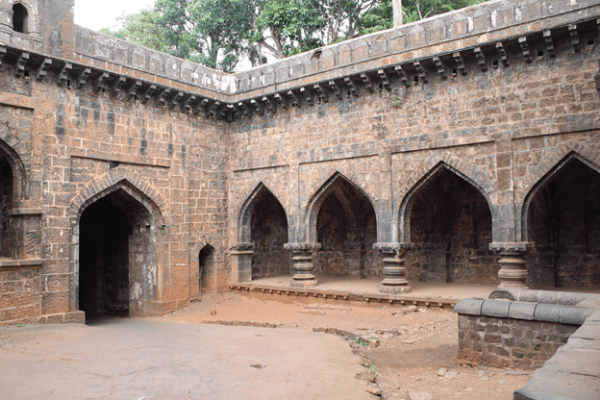 ASI PROMOTES PANHALA FORT ON WORLD HERITAGE DAY - Lukmaan IAS Current ...